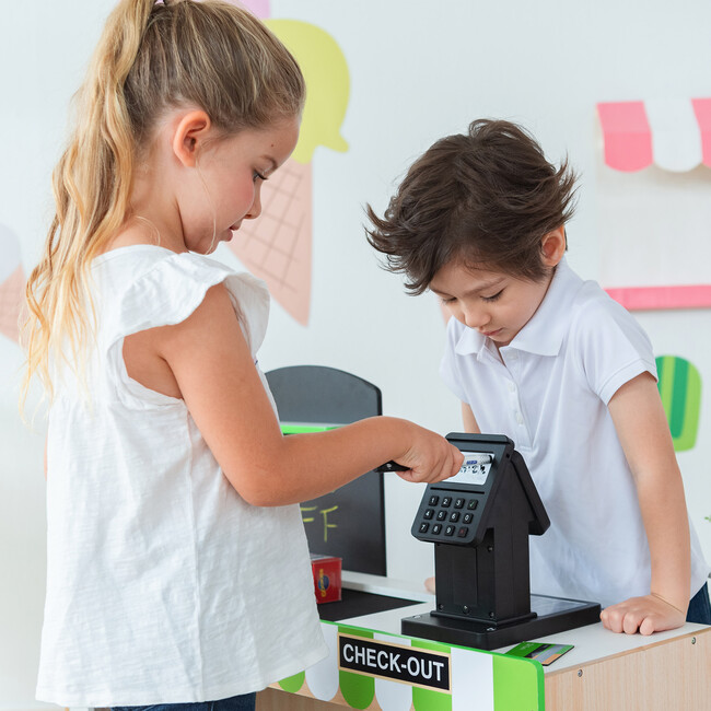 Cashier Austin Play Market Stand - Teamson Kids Play Kitchens | Maisonette