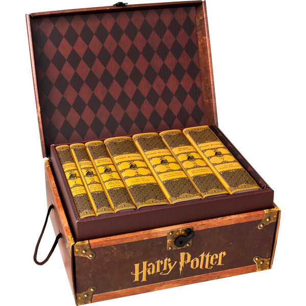 Harry Potter Hufflepuff Set - Juniper Books Books | Maisonette