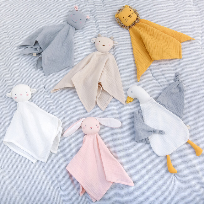 Leo Lion Cuddle Toy - Albetta By Age | Maisonette