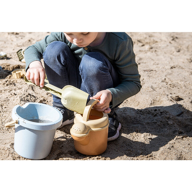 BIO Sand & Garden Set Sustainable Bioplastic Playset - Dantoy Outdoor ...